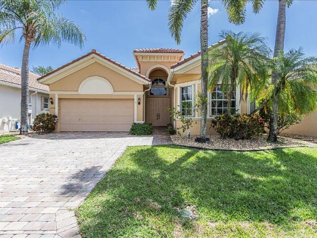 10126 Armani Dr, Boynton Beach, FL 33437 | MLS #B26022 | Compass
