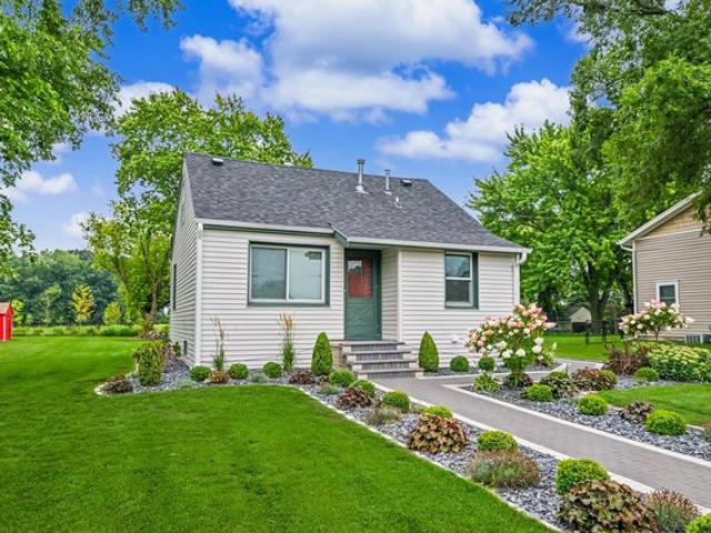 10126 S Judith Pl, Oak Creek, WI 53154