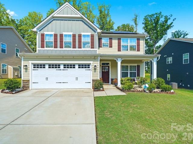 10129 Harvest Gold Dr, Charlotte, NC 28215