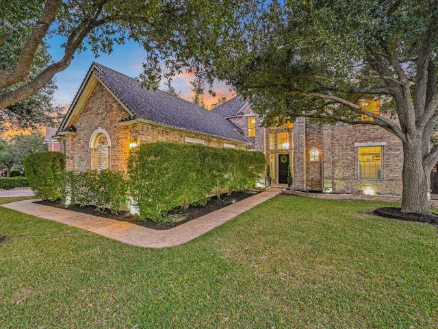 10129 Planters Woods Dr, Austin, TX 78730 | MLS #1523 | Compass