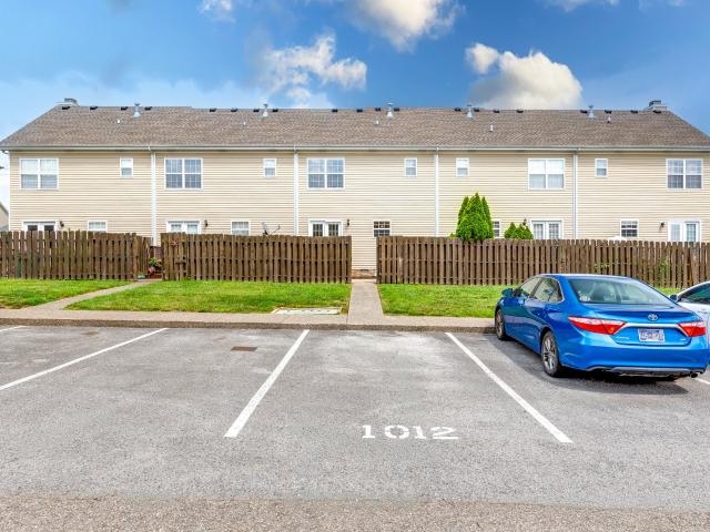 1012 McKenna Dr