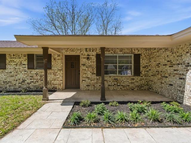 1012 Meadowlark Lane