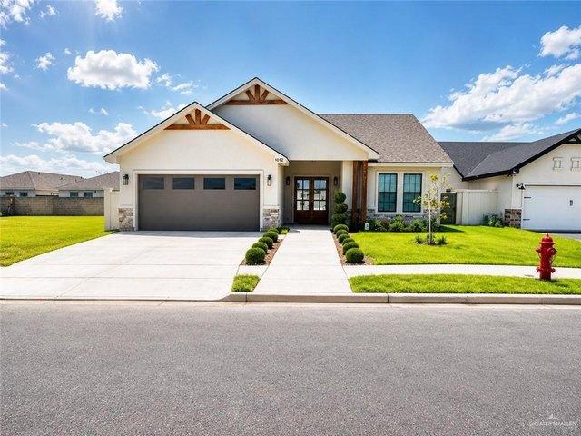 1012 N Brushfield Ave, Edinburg, TX 78541