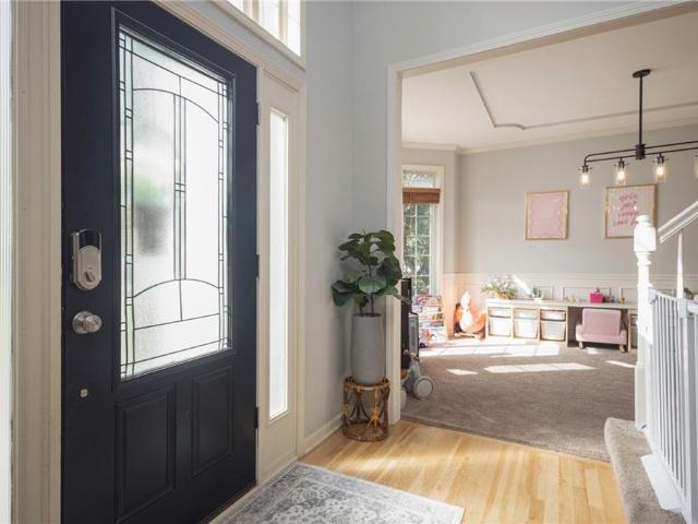 1012 NE Serenity Lane
