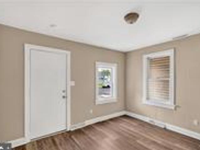 1012 Archer Street