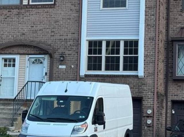 1012 Burnley Ct, Bensalem, PA 19020