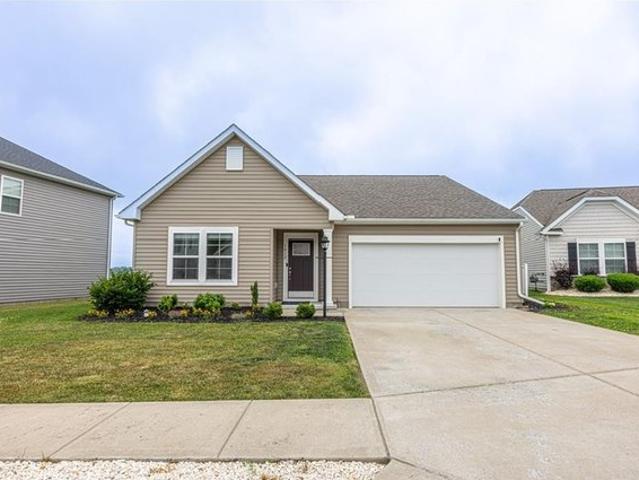 1012 Colonial Dr, Uniontown, PA 15401