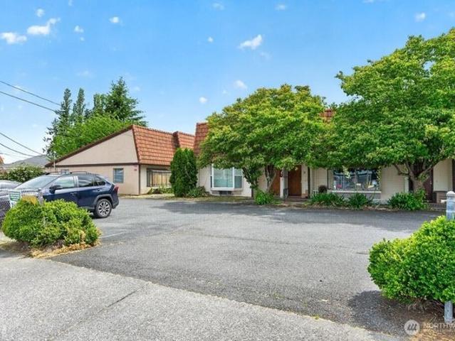 1012 Columbia Ave Apt 15, Marysville, WA 98270