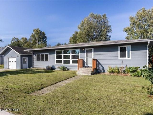 1012 Galena St, Fairbanks, AK 99709