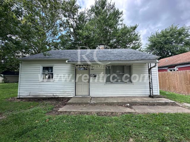 1012 Giddings, 2 beds, 1 full bath