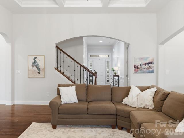 1012 Lydgate Drive