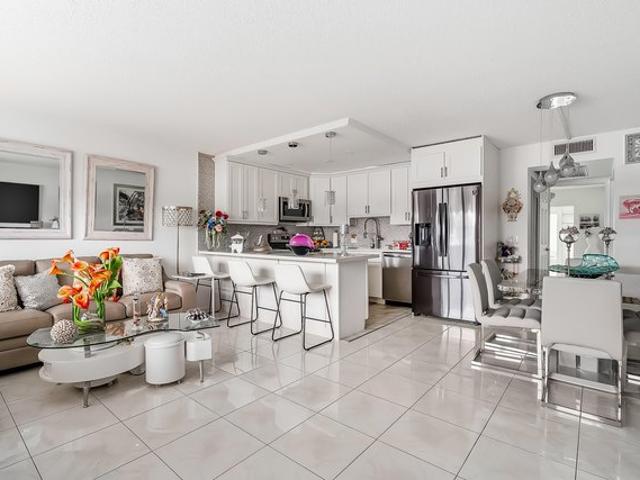 1012 Lincoln A Unit 1012, Boca Raton, FL 33434