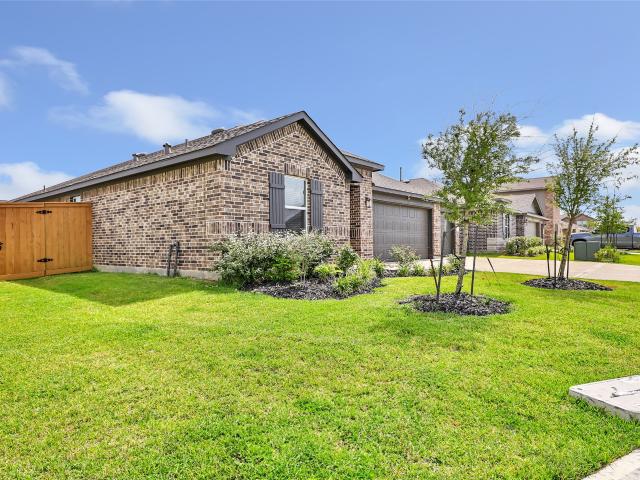 1012 Llano Trail