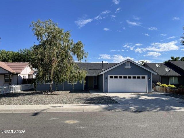 1012 Rosebud Way, Yerington, NV 89447