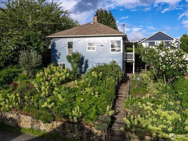 1012 S 20th Ave, Seattle, WA 98144