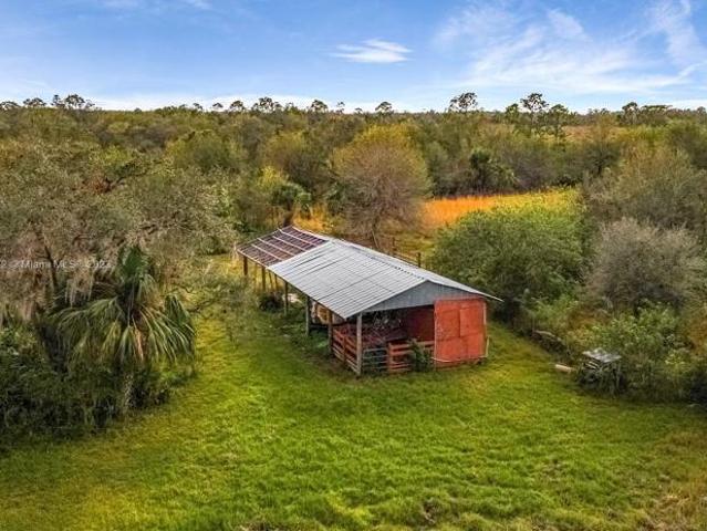 1012 Scuppernong Rd, Other City In The State Of Florida, FL 33935