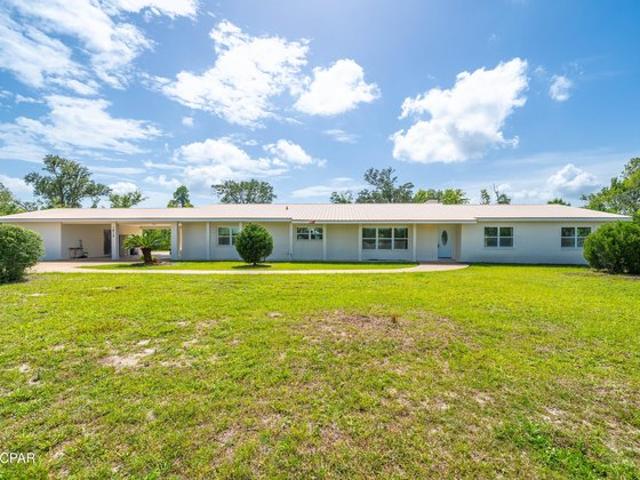 1012 Tech Dr, Lynn Haven, FL 32444