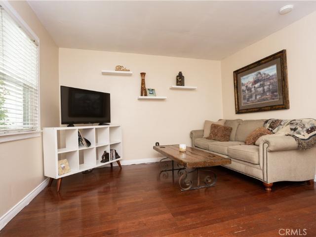 1012 Temple Ave