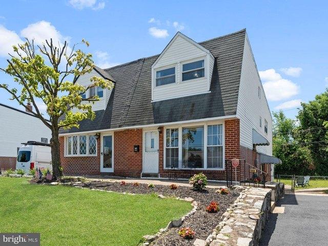 1012 Tomlinson Rd, Philadelphia, PA 19116