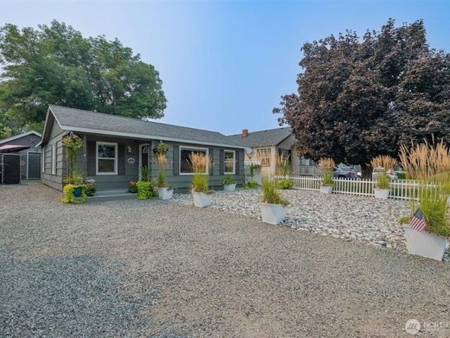 1012 Vassar Ave, Wenatchee, WA 98801