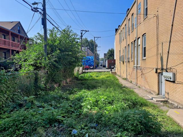 1012 W 32nd Pl, Chicago, IL 60608 | MLS #12538
