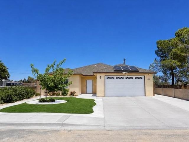 1012 W Coronado Ave, Ridgecrest, CA 93555