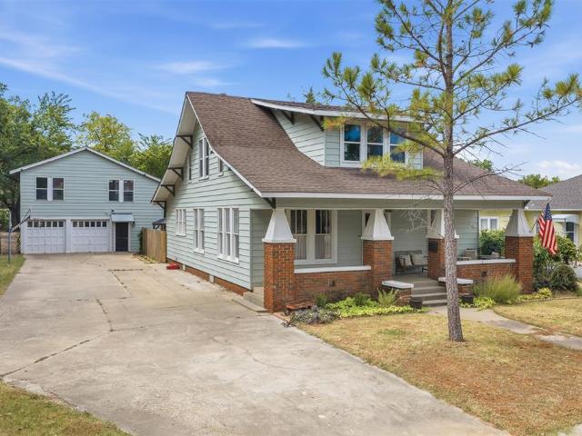 1012 W Pine Avenue