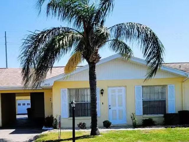 1012 Warwick Ct, Sun City Center, FL 33573 MLS TB8369676
