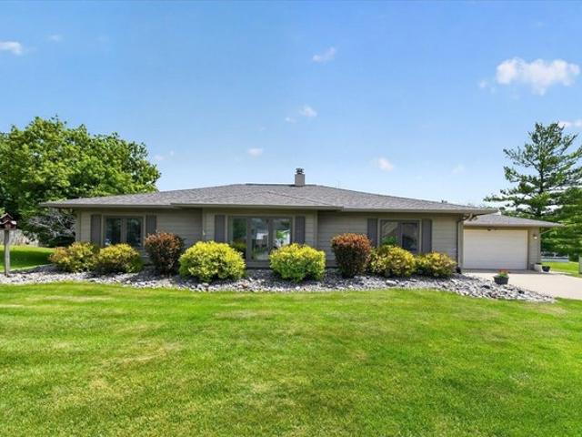 1012 Wood Ct, Owosso, MI 48867