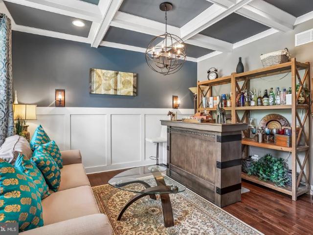 1012 Woodruff Road