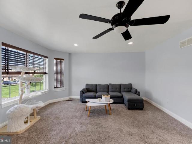 1012 Yarn Court