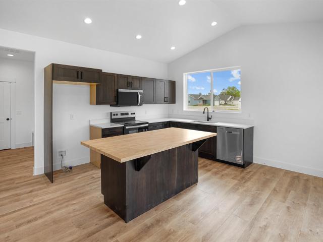 1012 14th St