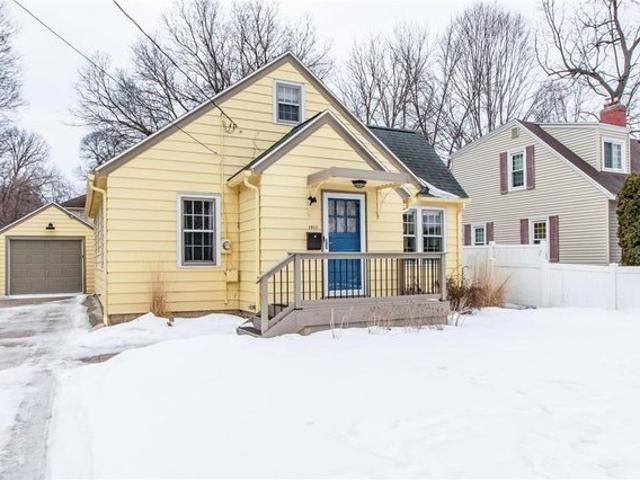 1012 1st St NW, Rochester, MN 55901