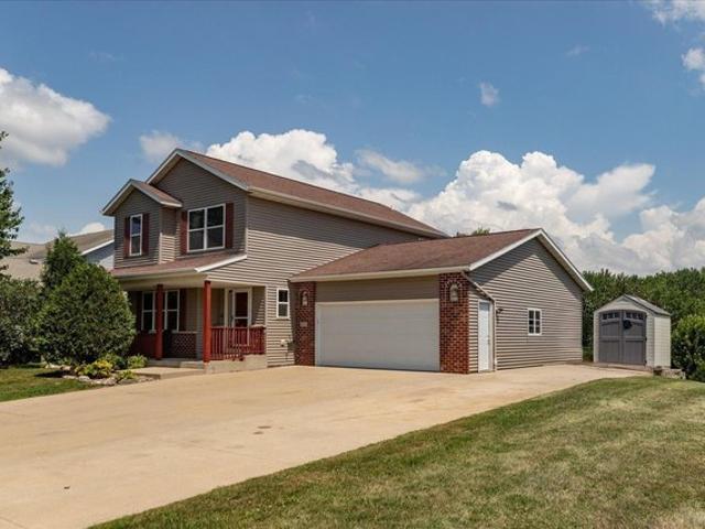 1012 3rd Ave NE, Byron, MN 55920