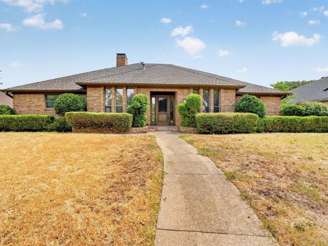 10130 Woodlake Drive