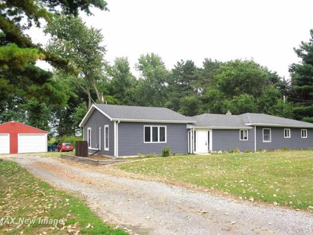 10130 Fergus Rd, Saint Charles, MI 48655