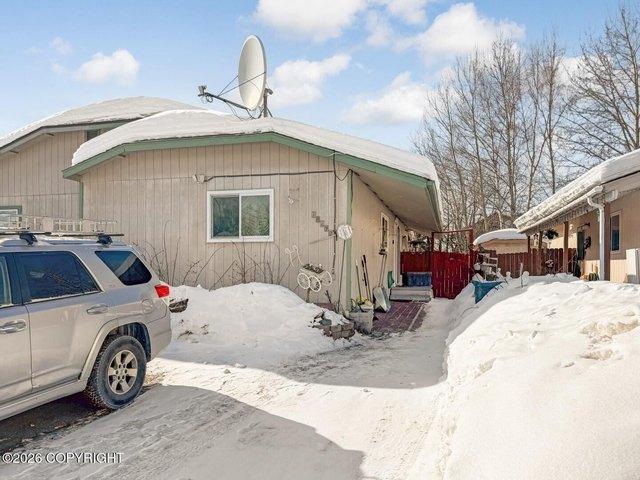 10132 Goose Berry Pl, Anchorage, AK 99515