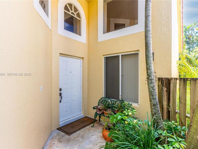 10132 NW 4th St, Plantation, FL 33324 | MLS #A11928