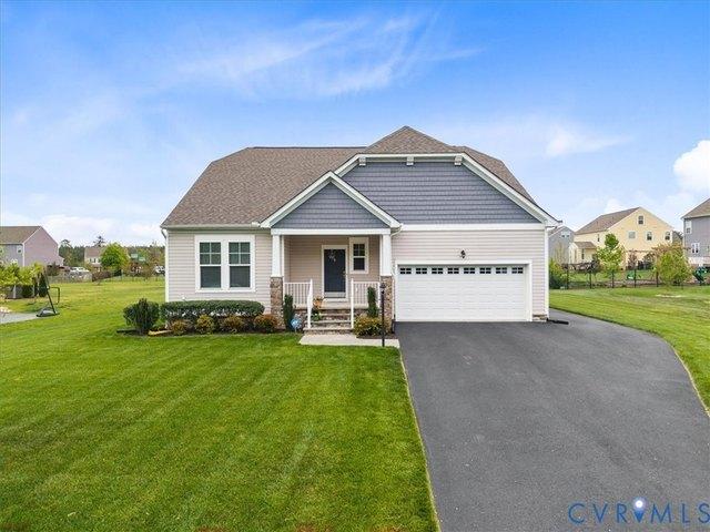 10137 Cameron Ridge Dr, Ashland, VA 23005