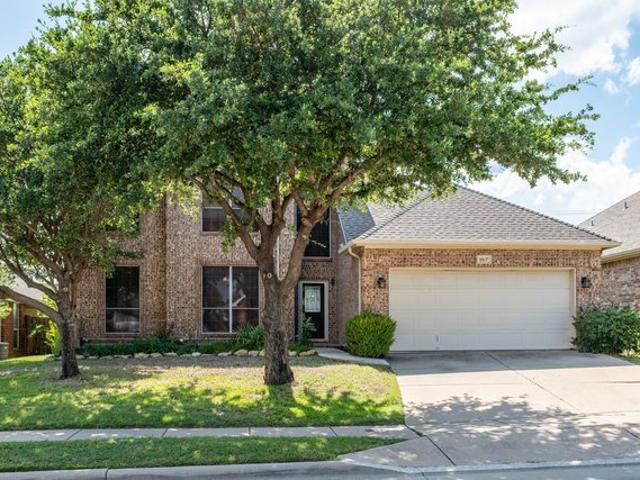 10137 Red Bluff Dr, Fort Worth, TX 76177