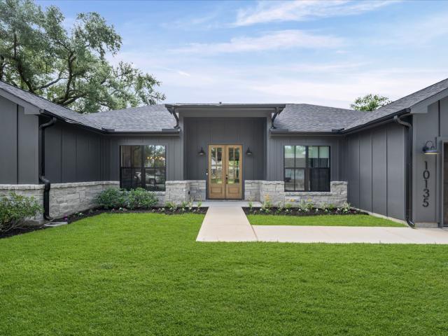 10135 Kerrwood Ln, Houston, TX 77080 | MLS #4376 | Compass