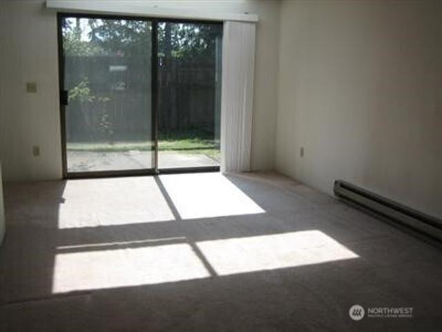 10135 NE 137th Pl, Unit 11, Kirkland, WA 98034 | MLS #2511 | Compass