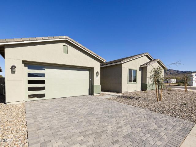 10139 S 51ST Lane