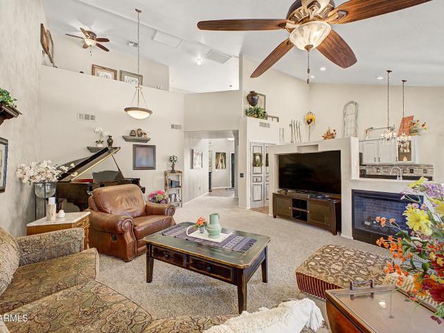 1013 n arvada