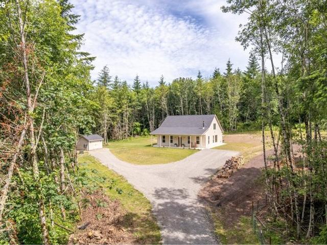 1013 N Bodine Rd, Kelso, WA 98626