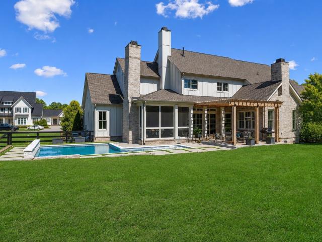 1013 Buena Vista Dr