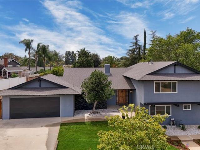 1013 Balsamo Ave, Simi Valley, CA 93065