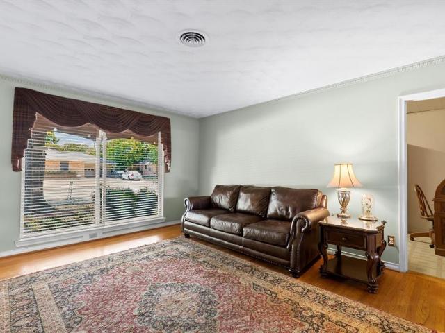 1013 Bandera Lane