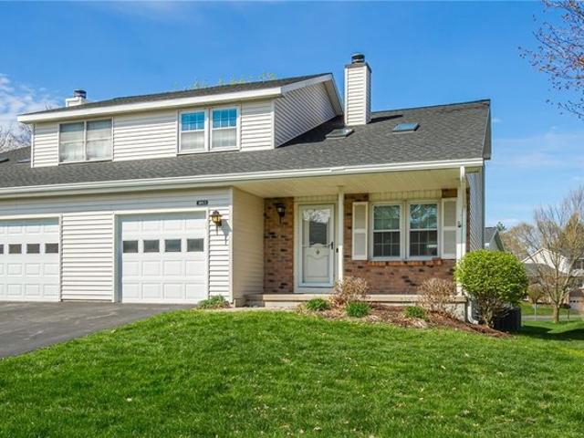 1013 Cunningham Dr, Victor, NY 14564