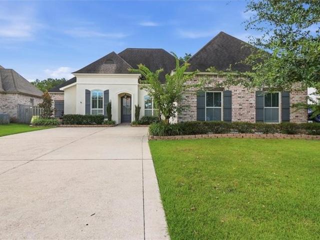 1013 Cypress Crossing Dr, Madisonville, LA 70447